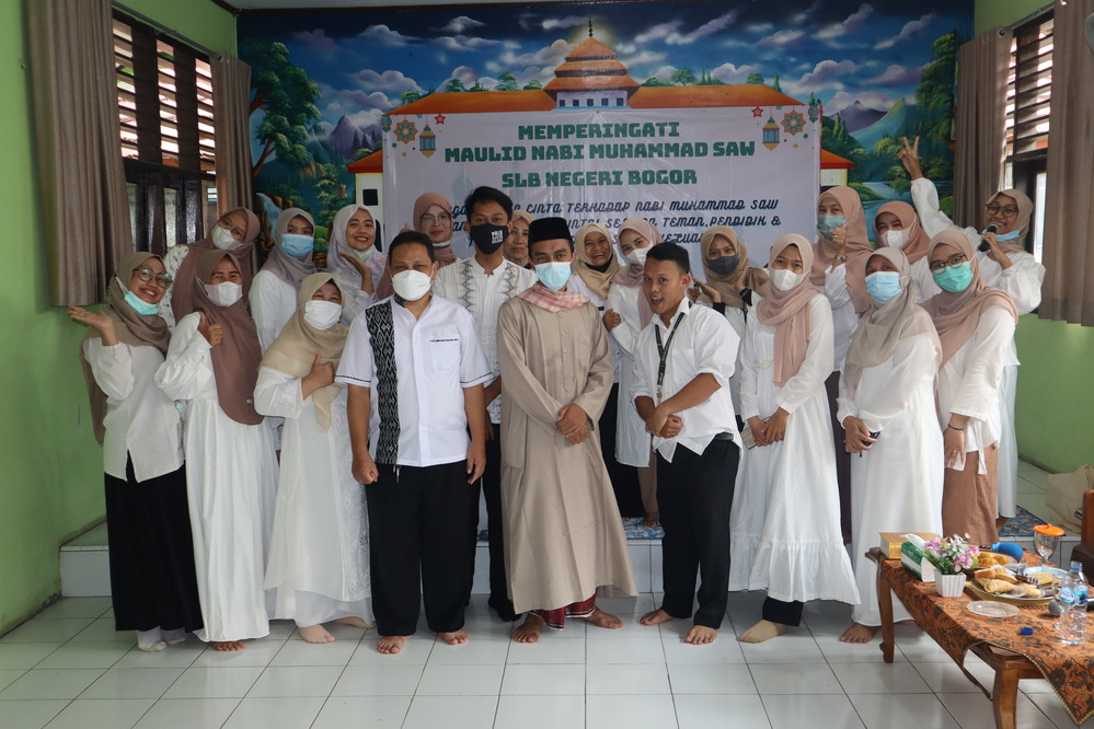 Kegiatan Maulid Nabi Muhammad SAW SLB Negeri Bogor